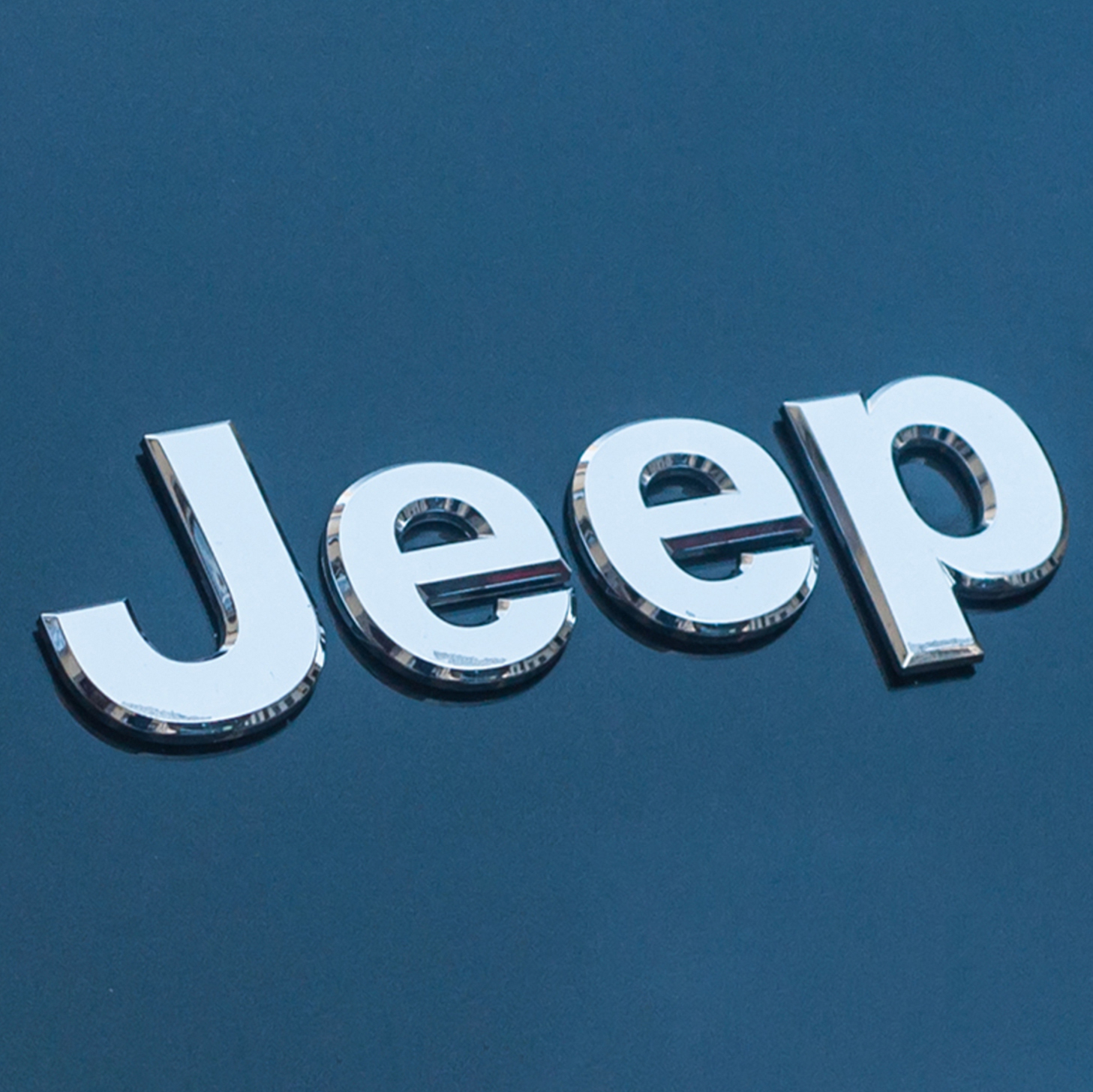 Viitorul SUV mic produs de Jeep va fi unul electric - Autocritica