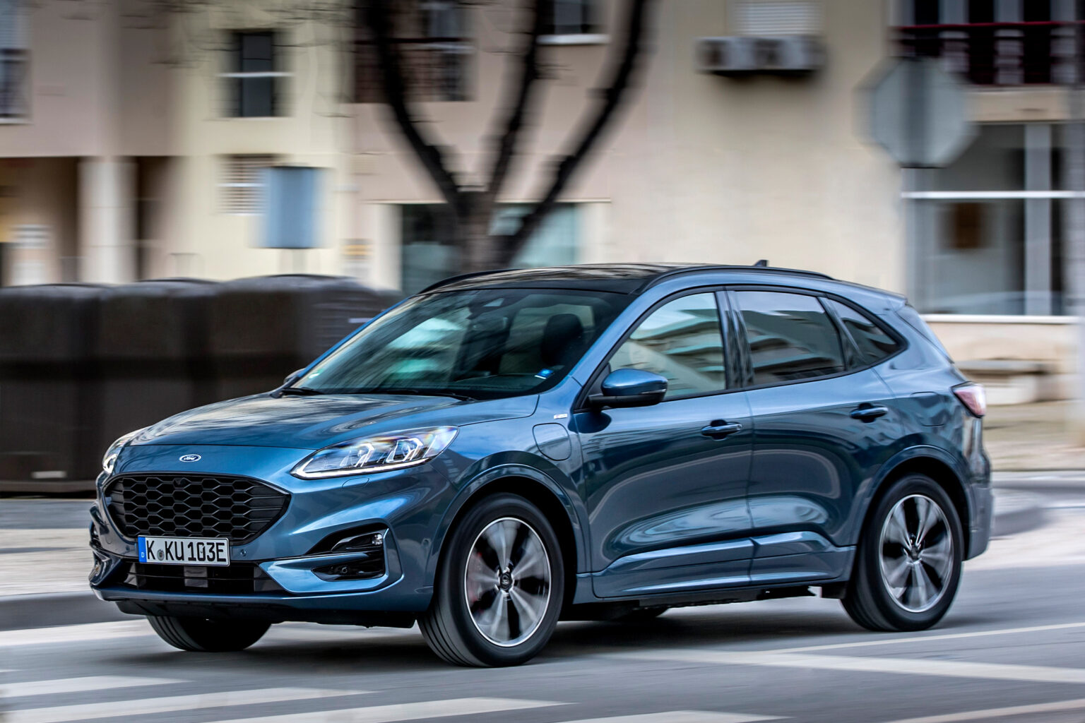 Ford Kuga 2.5 PHEV 225HP ST-LINE X GT AUTO - Autocritica