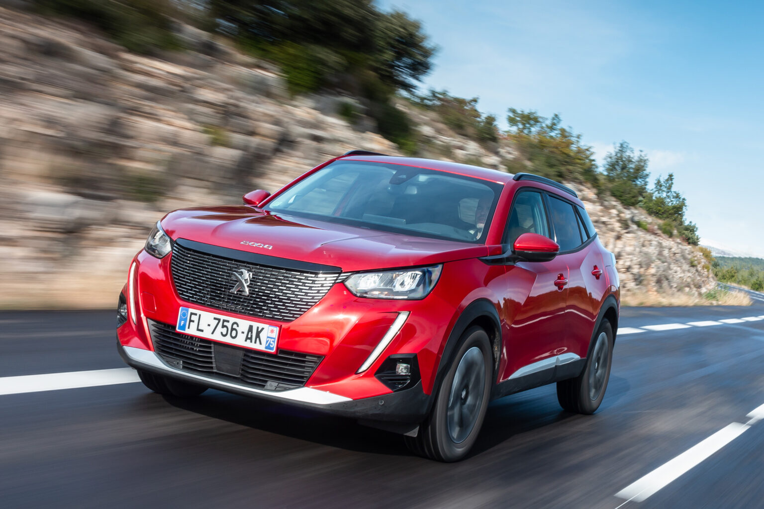 Peugeot 2008 1.2 PURETECH 130HP ALLURE PACK S&S - Autocritica
