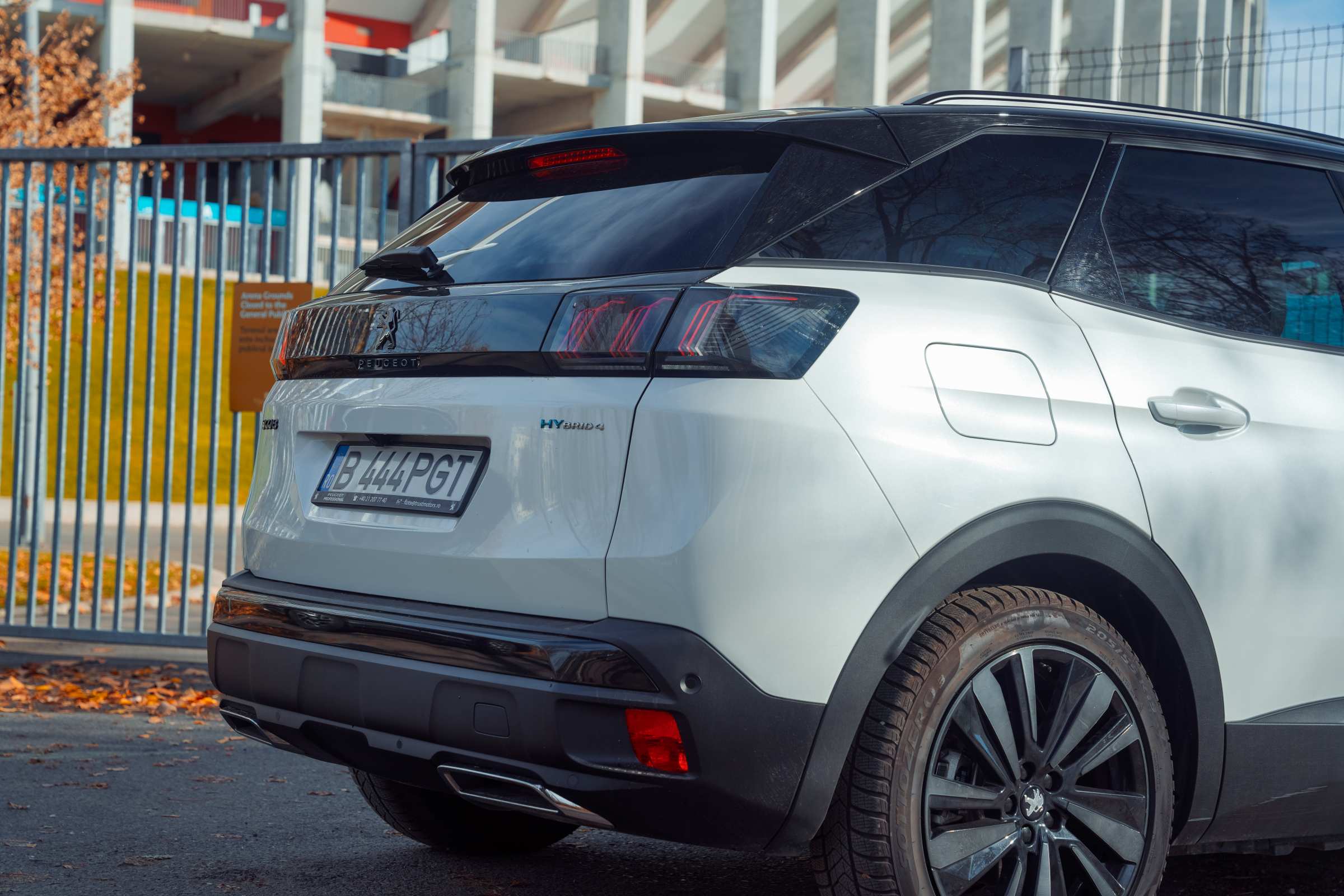 Test Drive: Peugeot 3008 Hybrid