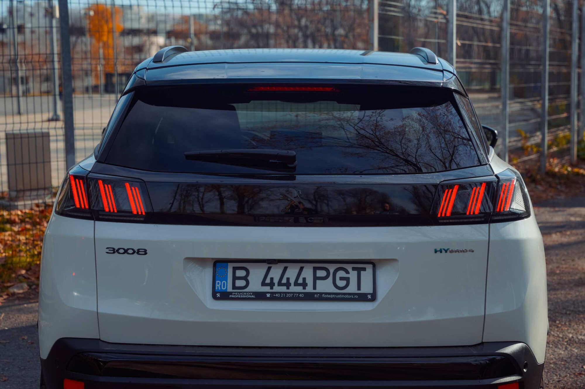 Test Drive: Peugeot 3008 Hybrid
