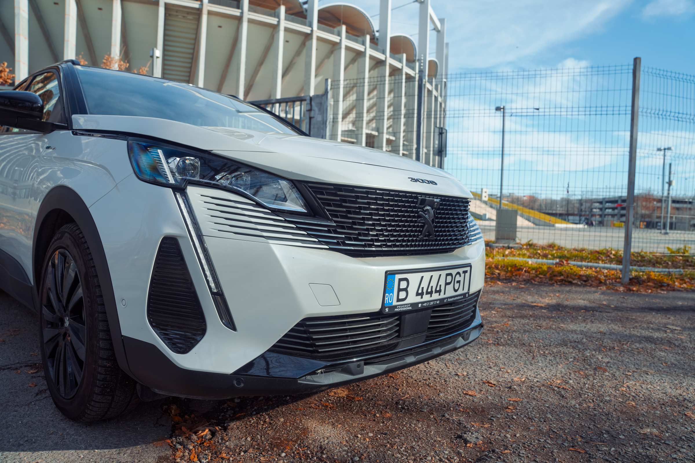 Test Drive: Peugeot 3008 Hybrid