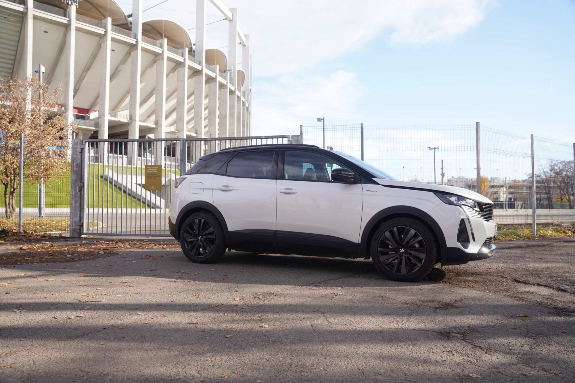Test Drive: Peugeot 3008 Hybrid