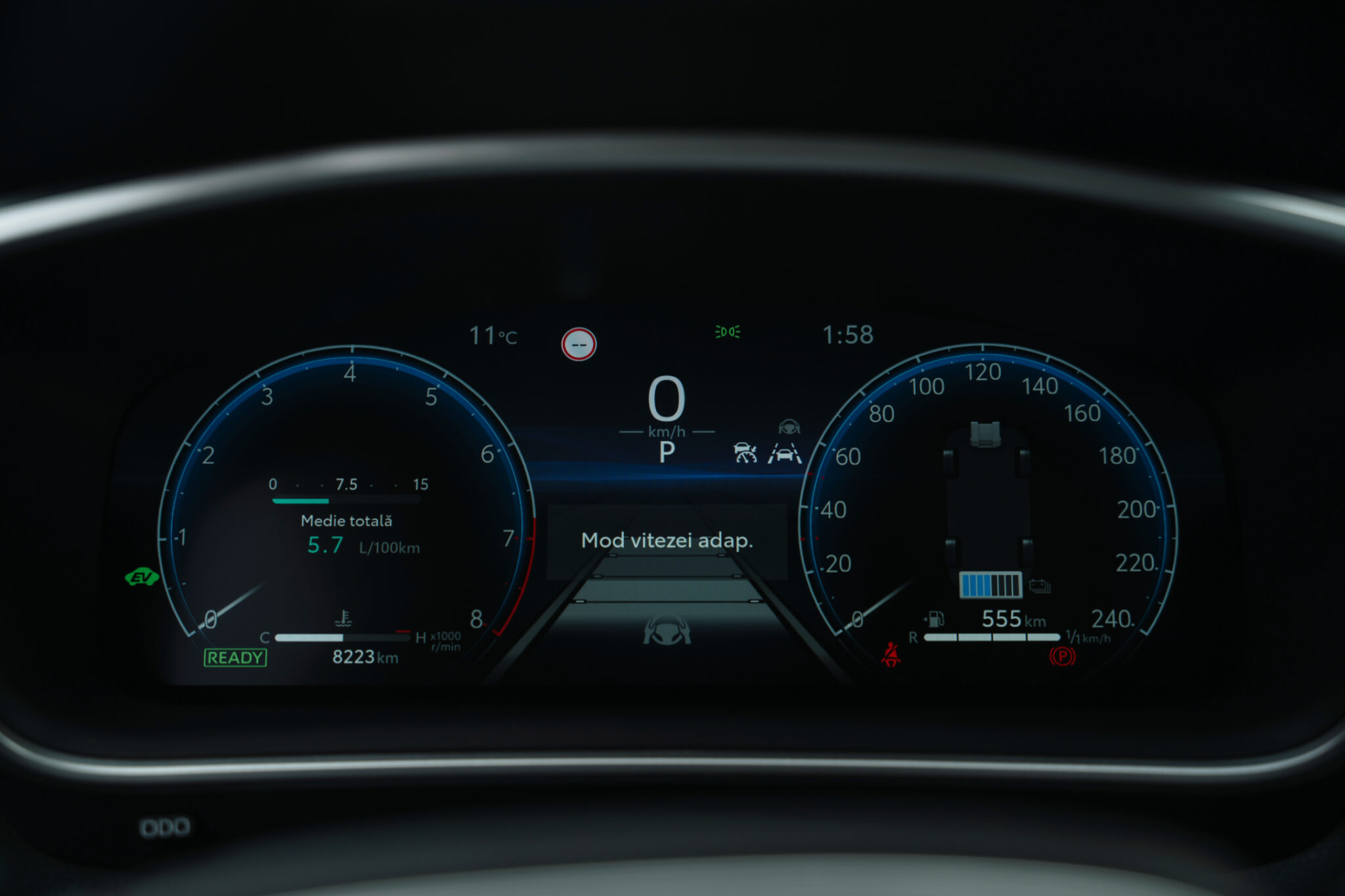 Test drive: Toyota Corolla Cross 2.0 Hybrid - Autocritica