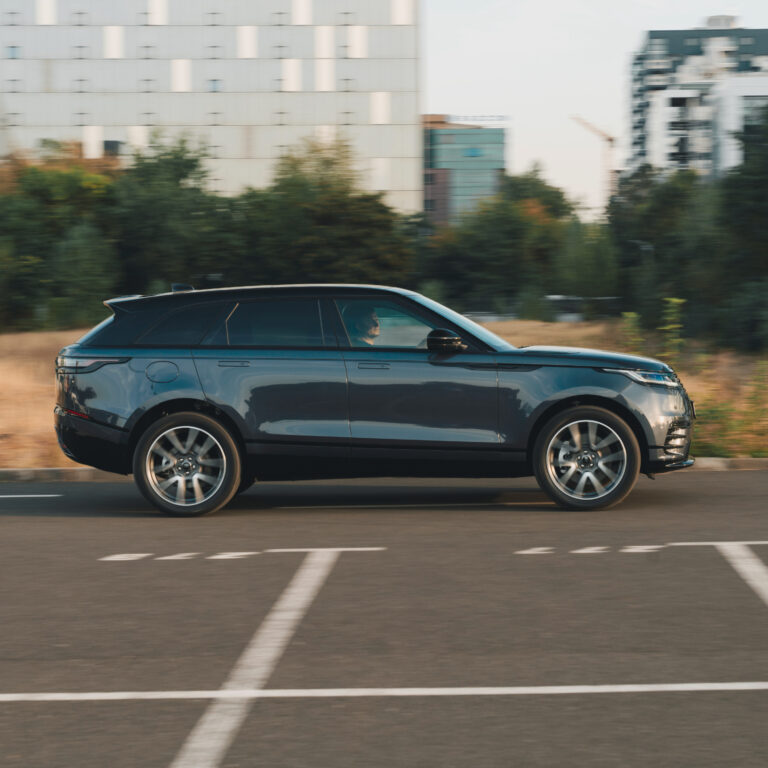 Test Drive: Range Rover Velar plug-in hybrid - Autocritica