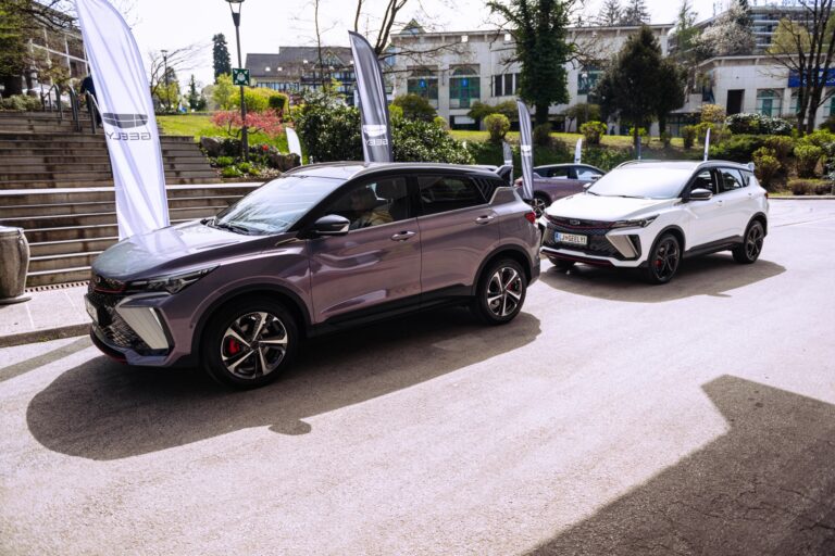 Geely: gigantul chinez debutează în România cu SUV-ul Coolray - Autocritica