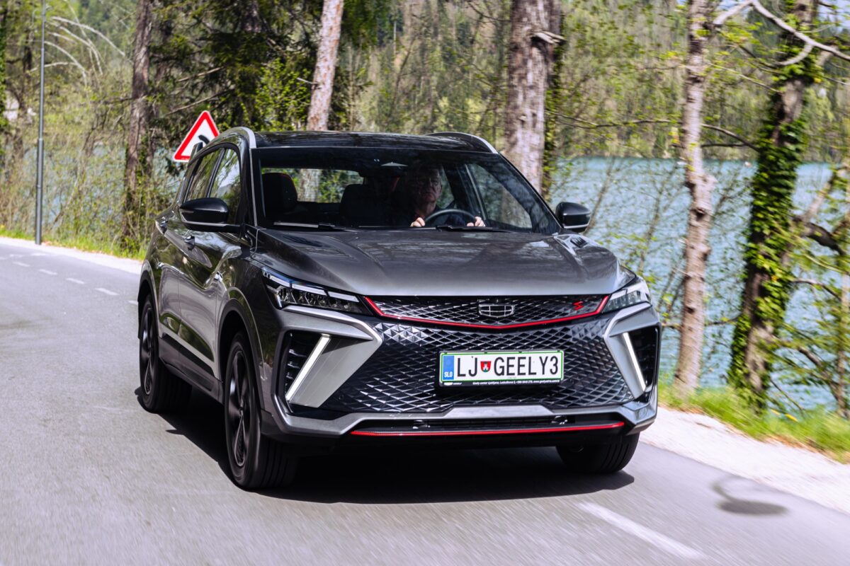 Geely: gigantul chinez debutează în România cu SUV-ul Coolray - Autocritica