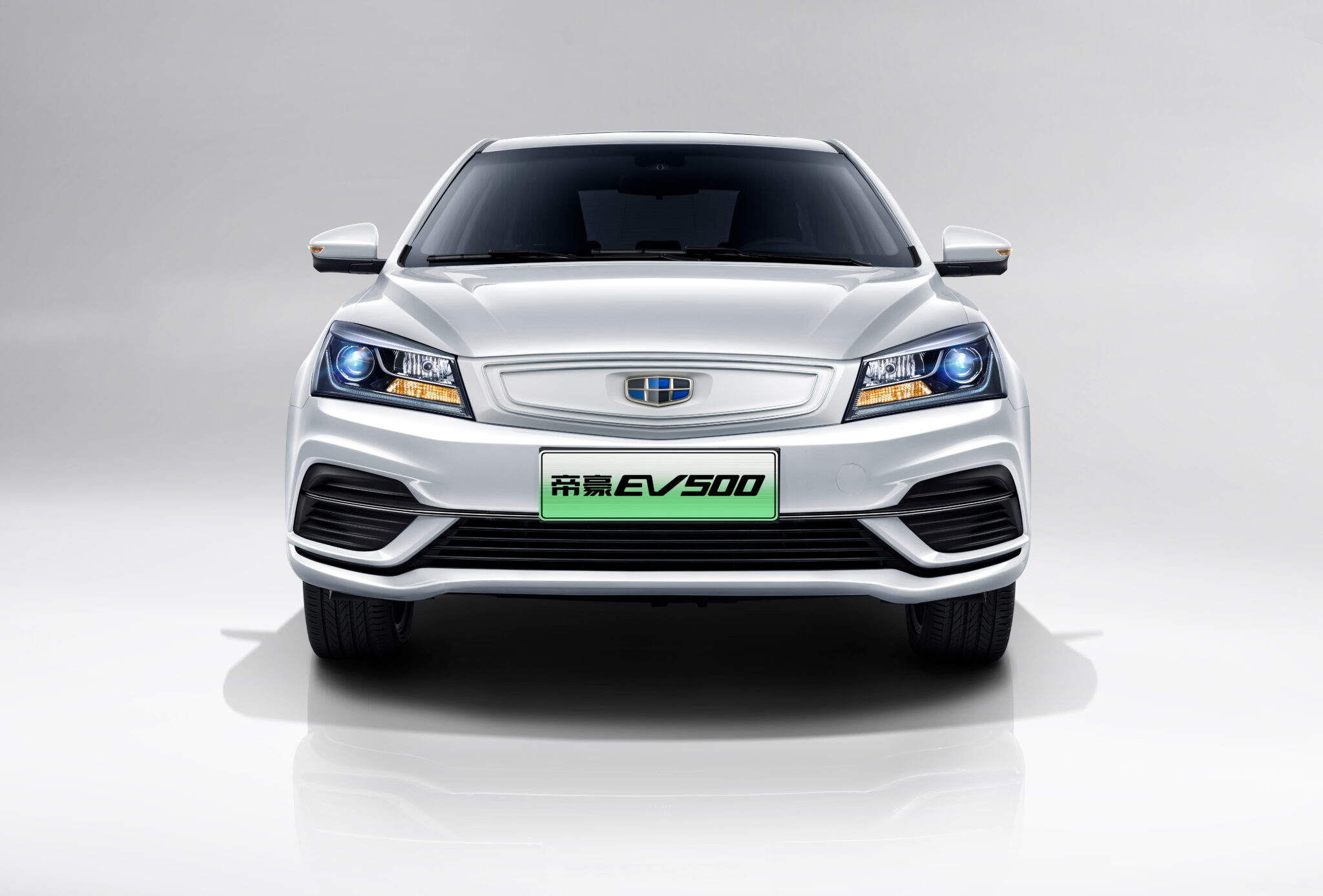 Geely: gigantul chinez debutează în România cu SUV-ul Coolray - Autocritica