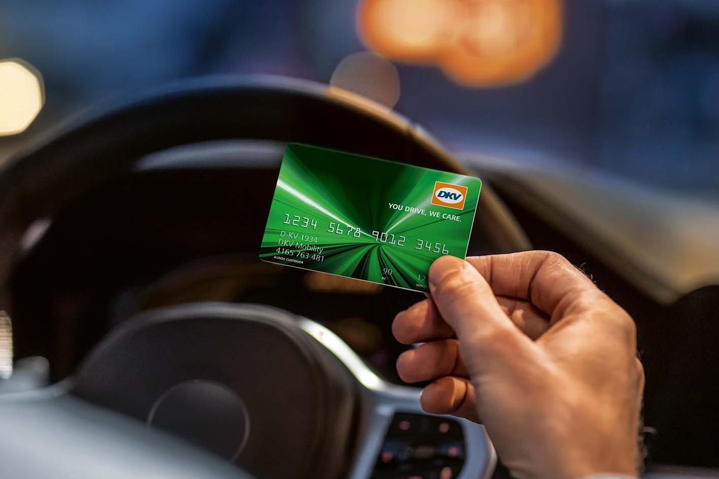 DKV Fleet Card de la DKV Mobility: beneficii la îndemână - Autocritica