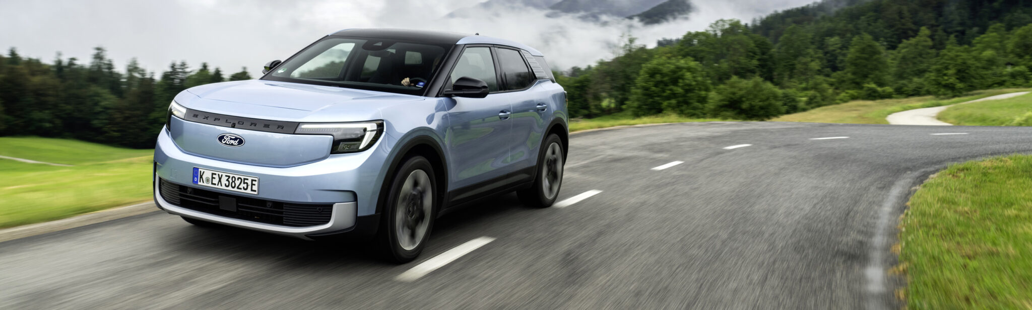 Test Drive: Ford Explorer Electric - Autocritica