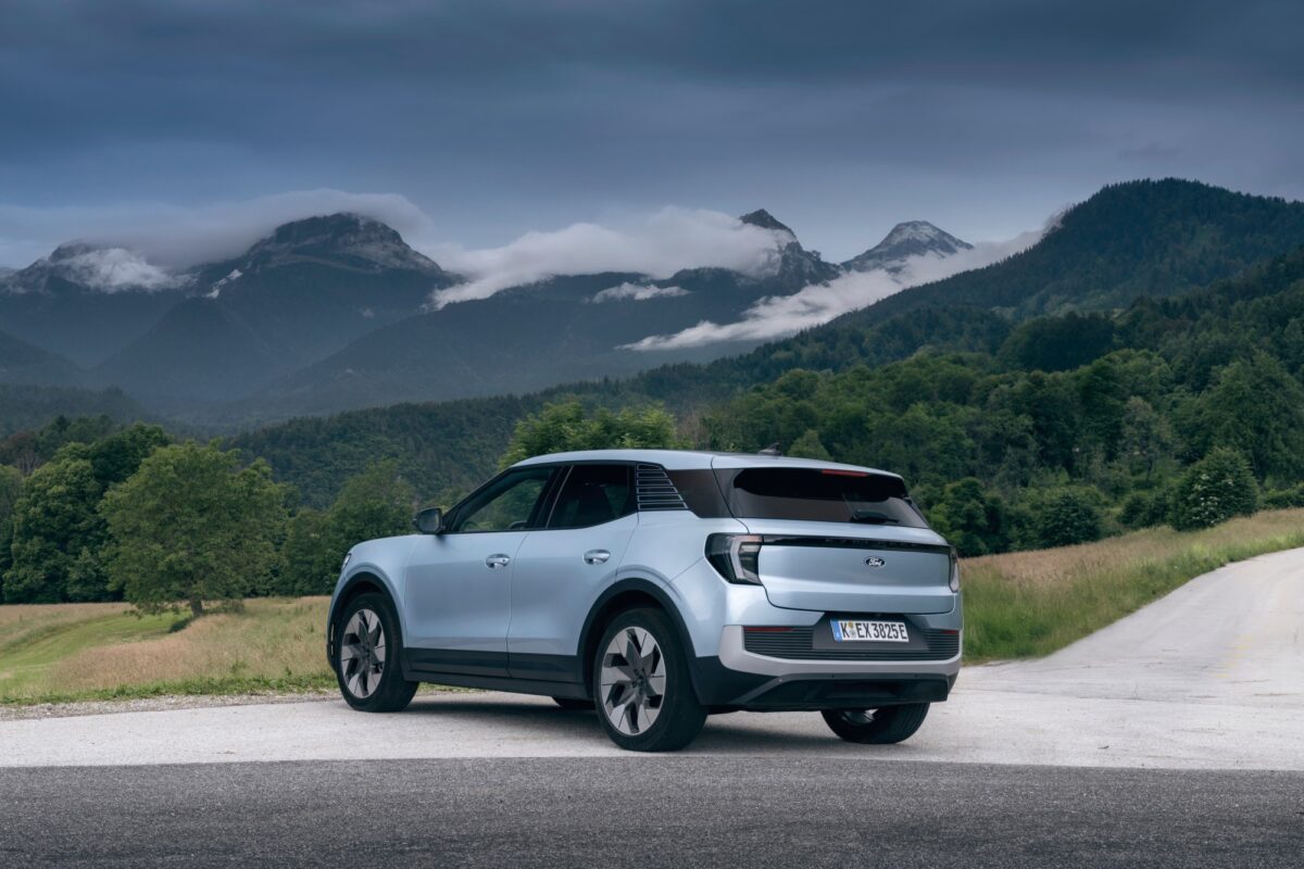 Test Drive: Ford Explorer Electric - Autocritica