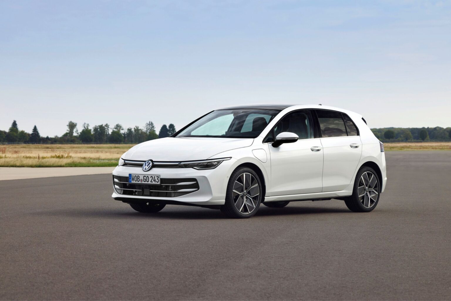 Volkswagen Golf facelift 1.5 TSI 115HP ADVANCED - Autocritica