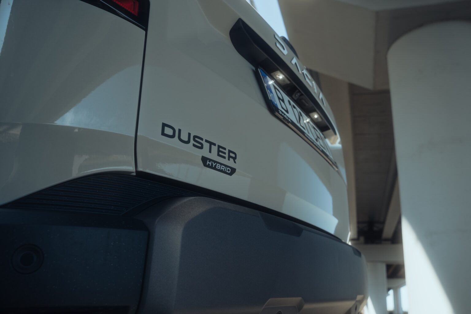 Test Drive: Dacia Duster hibrid - Autocritica