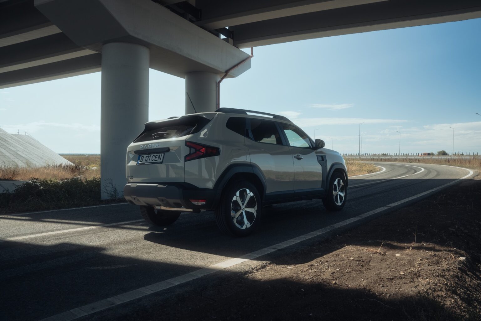 Test Drive: Dacia Duster hibrid - Autocritica